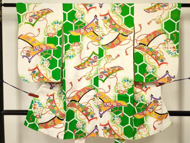■■■　サイズ　■■■ 【祝着】 身丈 95.5cm（肩から） 裄丈 57.5cm（肩上げ　0cm） 袖丈 55cm　縫込み 6.5cm 袖幅 33cm 前幅 19.5cm 後幅 25cm 着物縫いこみ 内揚げ 0cm （腰上げ　0cm） ...