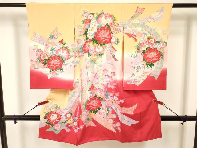 ■■■　サイズ　■■■ 【祝着】 身丈 96.5cm（肩から） 裄丈 47.5cm（肩上げ　0cm） 袖丈 57cm　縫込み 1.5cm 袖幅 31cm 前幅 14.5cm 後幅 16cm 着物縫いこみ 内揚げ 0cm （腰上げ　0cm） ...