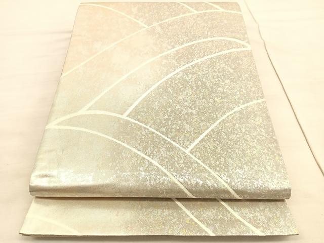 ■■■　サイズ　■■■ 長さ 428cm 幅 30cm程 ■■■　商品詳細　■■■ 【正絹】 詳細に関しましては、画像をご確認ください。 大変上質な逸品になります。 お安く出品致しますので、是非この機会にいかがでしょうか？ ※汚れ等に関しま...