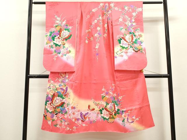 ■■■　サイズ　■■■ 【祝着】 身丈 132cm（肩から） 裄丈 51cm（肩上げ　3.5cm） 袖丈 74.5cm　縫込み 2cm 袖幅 33cm 前幅 19cm 後幅 25.5cm 着物縫いこみ 内揚げ 0cm （腰上げ　0cm） 裄...