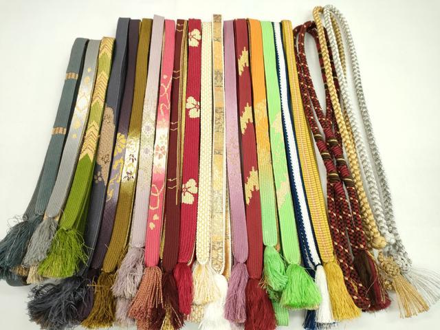 ■■■　商品詳細　■■■ ※こちらのお品はまとめての出品となりますので、 汚れ・サイズ等の詳細は記載しておりません。 ご理解の上でのご入札をお願い致します。 大変上質な逸品になります。 お安く出品致しますので、是非この機会にいかがでしょうか...