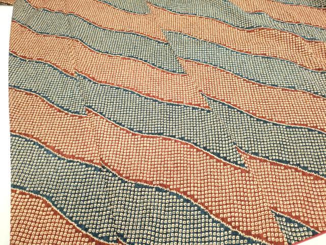 ■■■　サイズ　■■■ 身丈 168cm（肩から） 裄丈 68.5cm 袖丈 51cm　縫込み 3.5cm 袖幅 34.5cm 前幅 23.5cm 後幅 29.5cm 着物縫いこみ 内揚げ 0cm 裄 お袖側 約2cm　身頃側 約1.5cm...