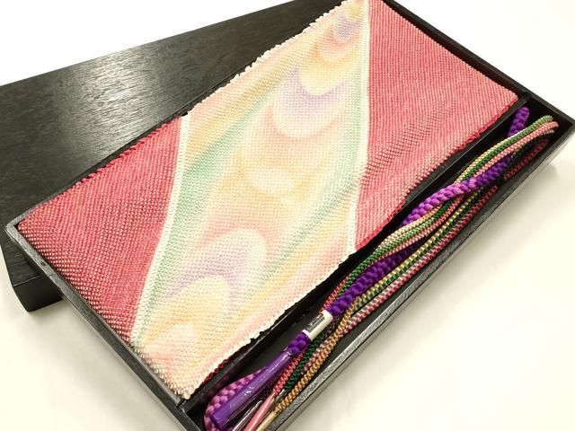 ■■■　商品詳細　■■■ 【未使用】 状態は参考画像のように糸飛び出しがございます。 大変上質な逸品になります。 お安く出品致しますので、是非この機会にいかがでしょうか？ 帯締め長さ　約152cm ■■■　注意事項　■■■ ■モニター発色の...