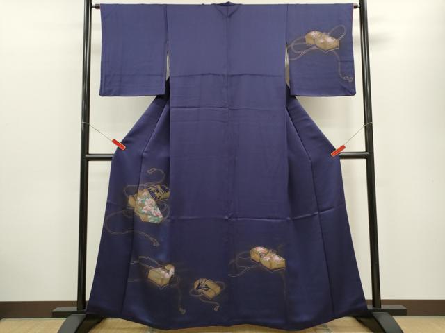 ■■■　サイズ　■■■ 身丈 158cm（肩から） 裄丈 64cm 袖丈 48cm　縫込み 12cm 袖幅 33cm 前幅 23cm 後幅 29cm 着物縫いこみ 内揚げ 3.5cm 裄 お袖側 約3cm　身頃側 約4cm ■■■　商品詳細...