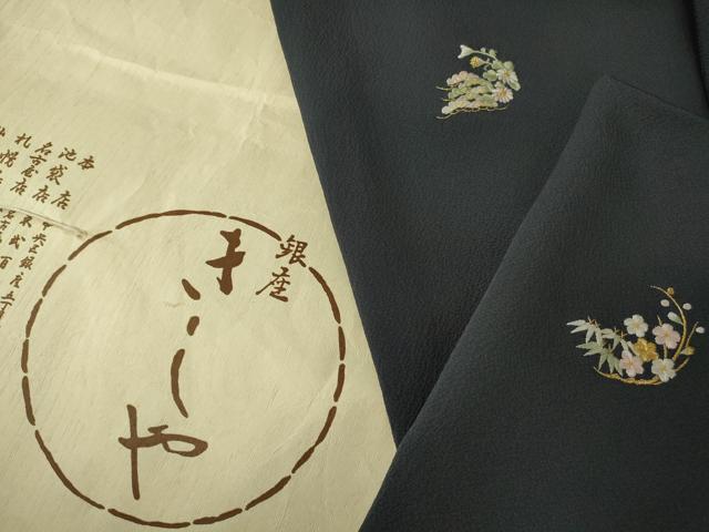 ■■■　サイズ　■■■ 身丈 159cm（肩から） 裄丈 67cm 袖丈 49cm　縫込み 4cm 袖幅 34cm 前幅 25cm 後幅 30cm 着物縫いこみ 内揚げ 5.5cm 裄 お袖側 約0cm　身頃側 約5cm ■■■　商品詳細　...