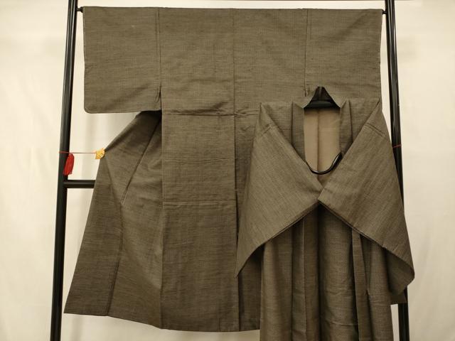 ■■■　サイズ　■■■ 【着物】 身丈 137.5cm（肩から） 裄丈 65cm 袖丈 49cm　縫込み 4cm 袖幅 32.5cm 前幅 24cm 後幅 30.5cm 着物縫いこみ 内揚げ 5cm 裄 お袖側 約2cm　身頃側 約2cm ...