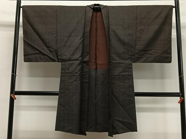 ■■■　サイズ　■■■ 身丈 108cm（肩から） 裄丈 66cm 袖丈 52cm　縫込み 2cm 袖幅 33cm 前幅 20cm 後幅 30.5cm 裄 お袖側 約0cm　身頃側 約2.5cm ■■■　商品詳細　■■■ 【正絹】 状態は接...