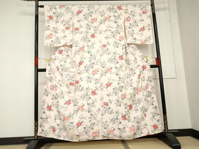 ■■■　サイズ　■■■ 身丈 157cm（肩から） 裄丈 65cm 袖丈 52cm　縫込み 3cm 袖幅 33cm 前幅 23cm 後幅 30cm 着物縫いこみ 内揚げ 0cm 裄 お袖側 約1.5cm　身頃側 約1.5cm ■■■　商品詳...