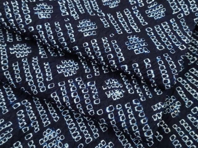 ■■■　サイズ　■■■ 身丈 155cm（肩から） 裄丈 68.5cm 袖丈 46cm　縫込み 1.5cm 袖幅 34.5cm 前幅 26cm 後幅 32cm 着物縫いこみ 内揚げ 0cm 裄 お袖側 約0cm　身頃側 約0cm ■■■　商...