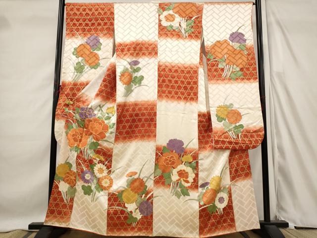 ■■■　サイズ　■■■ 身丈 161cm（肩から） 裄丈 66cm 袖丈 104cm　縫込み 5cm 袖幅 34cm 前幅 24cm 後幅 29cm 着物縫いこみ 内揚げ 4.5cm 裄 お袖側 約1cm　身頃側 約4.5cm ■■■　商品...