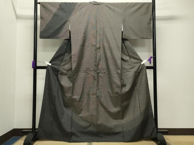 ■■■　サイズ　■■■ 身丈 165.5cm（肩から） 裄丈 66.5cm 袖丈 45.5cm　縫込み 4.5cm 袖幅 34.5cm 前幅 23cm 後幅 30.5cm 着物縫いこみ 内揚げ 2cm 裄 お袖側 約1.5cm　身頃側 約3...