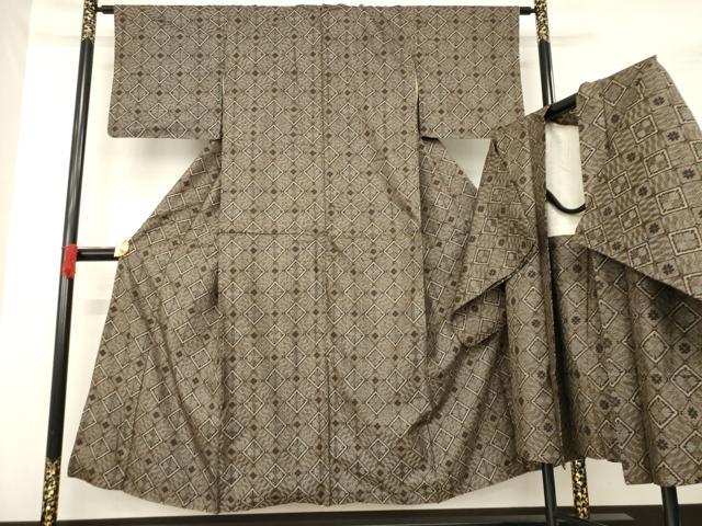 ■■■　サイズ　■■■ 【着物】 身丈 149cm（肩から） 裄丈 63.5cm 袖丈 45cm　縫込み 6cm 袖幅 33cm 前幅 27.5cm 後幅 29cm 着物縫いこみ 内揚げ 0cm 裄 お袖側 約1cm　身頃側 約3cm 【羽...