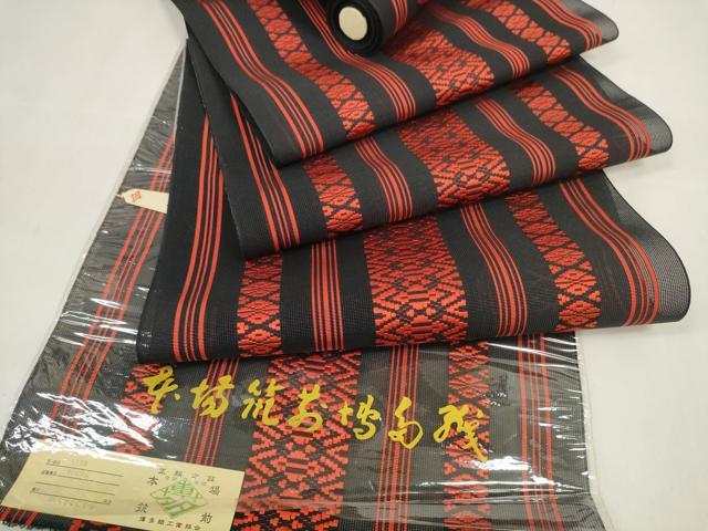 ■■■　サイズ　■■■ 幅 　約30cm ■■■　商品詳細　■■■ 【正絹・未使用】 状態は特に目立ったシミ汚れなどもなく大変良い状態です。 本場筑前博多織は、 福岡県福岡市博多区やその周辺で生産される絹織物です。 仏具のひとつである独鈷、...