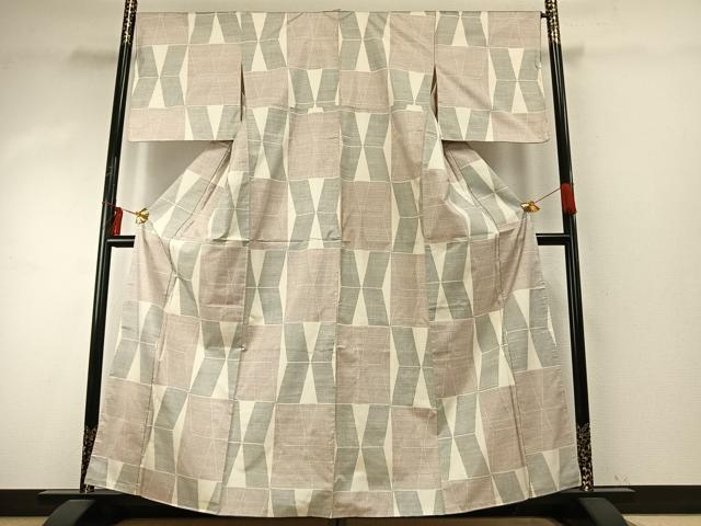 ■■■　サイズ　■■■ 身丈 160cm（肩から） 裄丈 66cm 袖丈 49cm　縫込み 5cm 袖幅 34cm 前幅 25cm 後幅 31cm 着物縫いこみ 内揚げ 0cm 裄 お袖側 約1cm　身頃側 約2cm ■■■　商品詳細　■■...