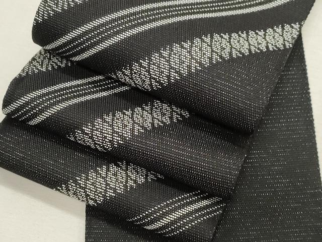■■■　サイズ　■■■ 長さ 412cm 幅 10.5cm程 ■■■　商品詳細　■■■ 【正絹】 状態は締めてはおりますが 特に目立ったシミ汚れなどもなく大変良い状態です。 本場筑前博多織は、 福岡県福岡市博多区やその周辺で生産される絹織物...