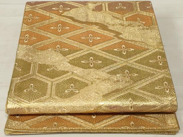 ■■■　サイズ　■■■ 長さ 412cm 幅 30.5cm程 ■■■　商品詳細　■■■ 【正絹】 詳細に関しましては、画像をご確認ください。 大変上質な逸品になります。 お安く出品致しますので、是非この機会にいかがでしょうか？ ※汚れ等に関...