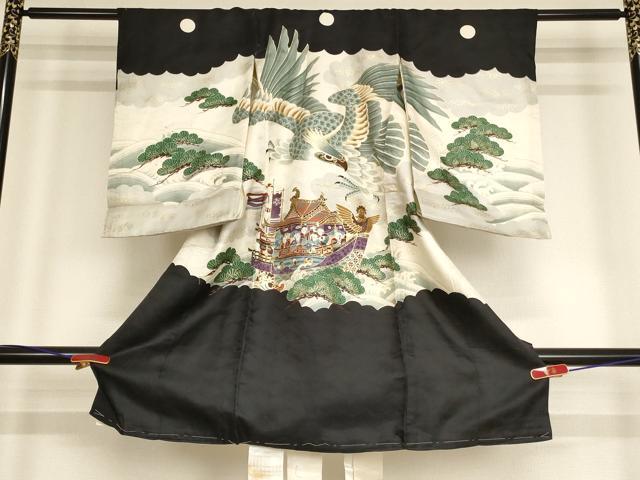 ■■■　サイズ　■■■ 【着物】 身丈 99cm（肩から） 裄丈 46.5cm 袖丈 55cm ■■■　商品詳細　■■■ 産着【正絹・石持五つ紋】の状態は接写画像のように左袖後・胴裏・紐に汚れがございますが その他特に目立ったシミ汚れなども...