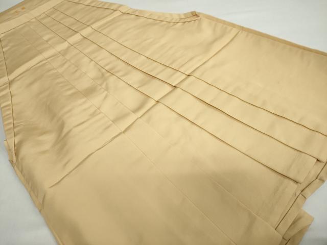 ■■■　サイズ　■■■ 紐下丈　約84cm ■■■　商品詳細　■■■ 【正絹】 状態は接写画像のように後ろ幅・二のひだ・一のひだに薄い汚れ、裏腰板に為書きがございますが その他特に目立ったシミ汚れなどもなく大変良い状態です。 大変上質な逸品...