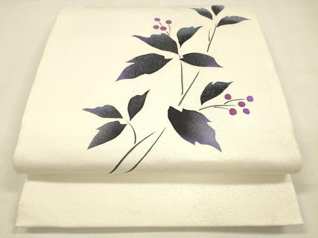 ■■■　サイズ　■■■ 長さ 462cm 幅 31cm程 ■■■　商品詳細　■■■ 【正絹】 状態は締めてはおりますが 特に目立ったシミ汚れなどもなく大変良い状態です。 大変上質な逸品になります。 お安く出品致しますので、是非この機会にいか...