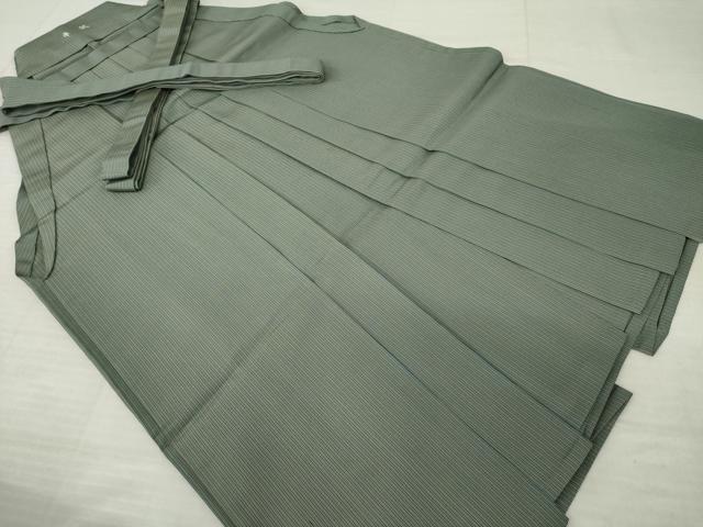 ■■■　サイズ　■■■ 紐下丈　約78cm ■■■　商品詳細　■■■ 【正絹】 状態は接写画像のように三の襞に薄いシミがございますが その他特に目立ったシミ汚れなどもなく大変良い状態です。 人間国宝 甲田綏郎氏は、昭和4年(1929)1月4...
