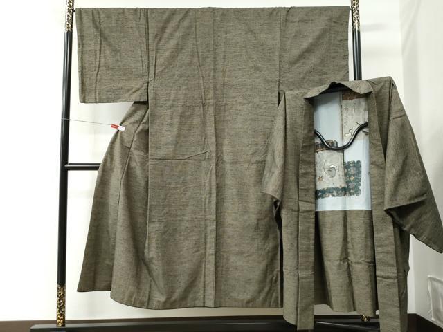 ■■■　サイズ　■■■ 【着物】 身丈 145cm（肩から） 裄丈 67cm 袖丈 48cm　縫込み 3cm 袖幅 34cm 前幅 24cm 後幅 32cm 着物縫いこみ 内揚げ 5cm 裄 お袖側 約1cm　身頃側 約1.5cm 【羽織】...