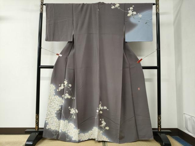 ■■■　サイズ　■■■ 身丈 164cm（肩から） 裄丈 66cm 袖丈 48cm　縫込み 7cm 袖幅 33.5cm 前幅 24.5cm 後幅 30cm 着物縫いこみ 内揚げ 3cm 裄 お袖側 約3cm　身頃側 約4cm ■■■　商品詳...