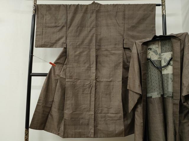 ■■■　サイズ　■■■ 【着物】 身丈 141cm（肩から） 裄丈 66.5cm 袖丈 49.5cm　縫込み 4cm 袖幅 34cm 前幅 25cm 後幅 30cm 着物縫いこみ 内揚げ 2.5cm 裄 お袖側 約2cm　身頃側 約2cm ...