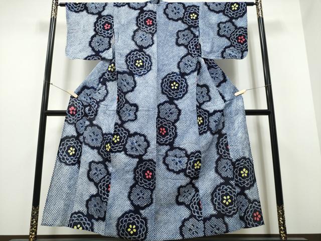 ■■■　サイズ　■■■ 身丈 155cm（肩から） 裄丈 64cm 袖丈 44cm　縫込み 2cm 袖幅 34cm 前幅 23cm 後幅 28.5cm 着物縫いこみ 内揚げ 0cm 裄 お袖側 約2cm　身頃側 約2.5cm ■■■　商品詳...