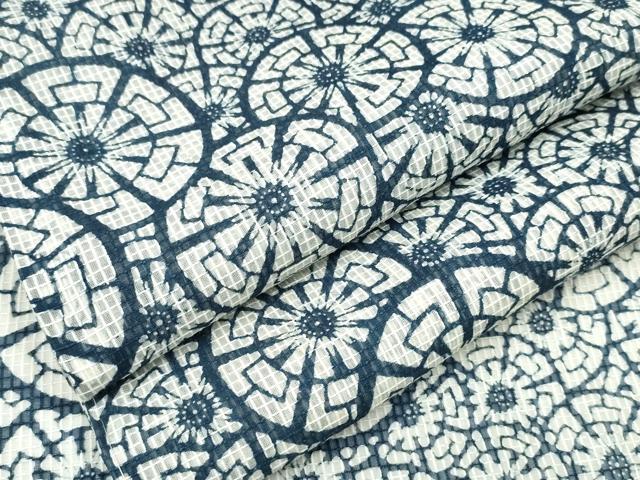 ■■■　サイズ　■■■ 身丈 156cm（肩から） 裄丈 63cm 袖丈 45.5cm　縫込み 3cm 袖幅 32.5cm 前幅 23cm 後幅 30.5cm 着物縫いこみ 内揚げ 2cm 裄 お袖側 約1.5cm　身頃側 約2.5cm ■...