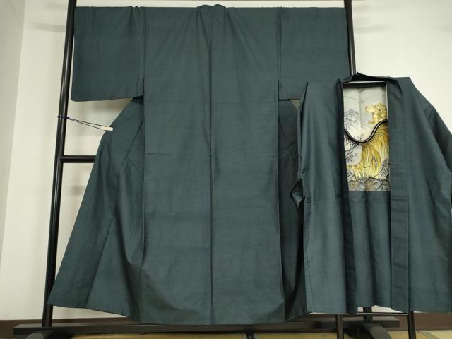 ■■■　サイズ　■■■ 【着物】 身丈 150cm（肩から） 裄丈 70cm 袖丈 50cm　縫込み 3cm 袖幅 35cm 前幅 26cm 後幅 31cm 着物縫いこみ 内揚げ 3cm 裄 お袖側 約0cm　身頃側 約0cm 【羽織】 身...