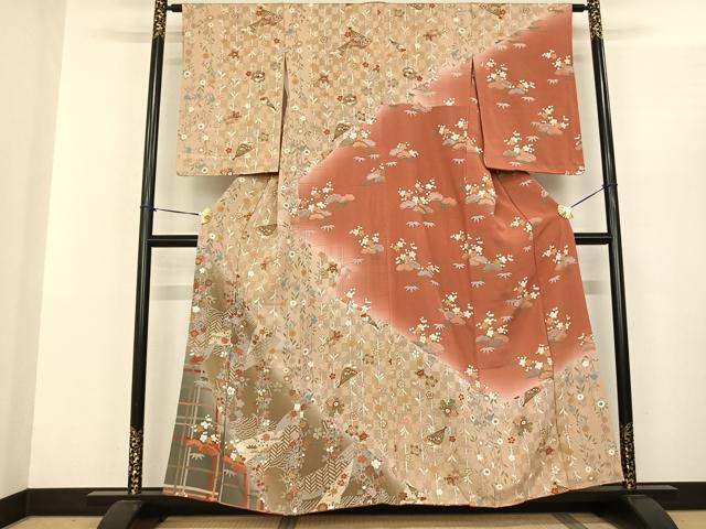 ■■■　サイズ　■■■ 身丈 159cm（肩から） 裄丈 62cm 袖丈 59cm　縫込み 4cm 袖幅 32cm 前幅 23cm 後幅 29cm 着物縫いこみ 内揚げ 7cm 裄 お袖側 約1cm　身頃側 約4cm ■■■　商品詳細　■■...