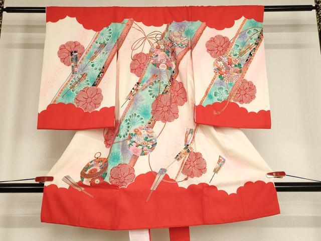 ■■■　サイズ　■■■ 【着物】 身丈 96cm（肩から） 裄丈 46cm 袖丈 56cm ■■■　商品詳細　■■■ 産着【正絹】の状態は特に目立ったシミ汚れなどもなく大変良い状態です。 長襦袢【化繊】の状態は接写画像のように後身頃・胴裏に...