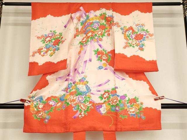 ■■■　サイズ　■■■ 【着物】 身丈 98.5cm（肩から） 裄丈 44.5cm 袖丈 56cm ■■■　商品詳細　■■■ 産着【正絹】の状態は接写画像のように上前に点汚れがございますが その他特に目立ったシミ汚れなどもなく大変良い状態で...