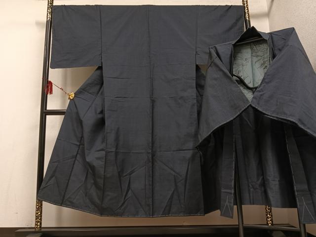 ■■■　サイズ　■■■ 【着物】 身丈 142.5cm（肩から） 裄丈 68cm 袖丈 47.5cm　縫込み 3.5cm 袖幅 33.5cm 前幅 26.5cm 後幅 31cm 着物縫いこみ 内揚げ 6cm 裄 お袖側 約1cm　身頃側 約...