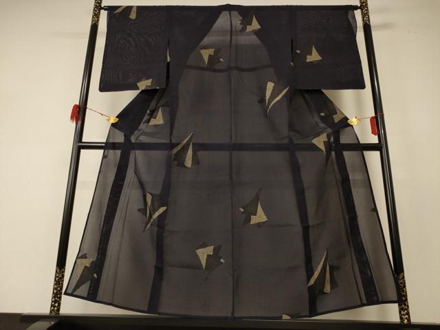 ■■■　サイズ　■■■ 身丈 154cm（肩から） 裄丈 64cm 袖丈 52cm　縫込み 5.5cm 袖幅 32.5cm 前幅 26cm 後幅 30cm 着物縫いこみ 内揚げ 0cm 裄 お袖側 約2.5cm　身頃側 約1cm ■■■　商...