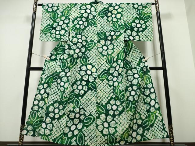 ■■■　サイズ　■■■ 身丈 155cm（肩から） 裄丈 65cm 袖丈 49cm　縫込み 2.5cm 袖幅 34cm 前幅 25.5cm 後幅 31.5cm 着物縫いこみ 内揚げ 0cm 裄 お袖側 約2cm　身頃側 約3cm ■■■　商...