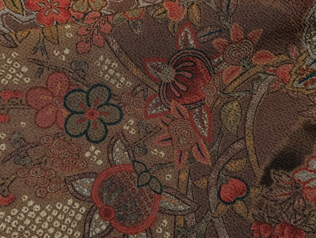 ■■■　サイズ　■■■ 身丈 162.5cm（肩から） 裄丈 64.5cm 袖丈 48cm　縫込み 6cm 袖幅 33.5cm 前幅 24.5cm 後幅 29.5cm 着物縫いこみ 内揚げ 0cm 裄 お袖側 約1.5cm　身頃側 約2cm...