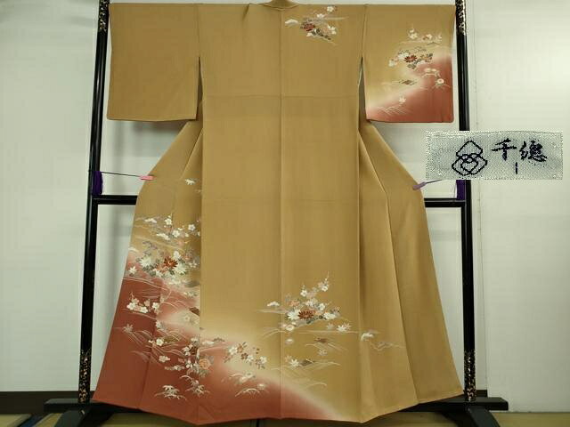 ■■■　サイズ　■■■ 身丈 155.5cm（肩から） 裄丈 69cm 袖丈 48cm　 縫込み 4cm 袖幅 35cm 前幅 25cm 後幅 30.5cm 着物縫いこみ 内揚げ 4.5cm 裄 お袖側 約 0cm　身頃側 約 0cm ■■...