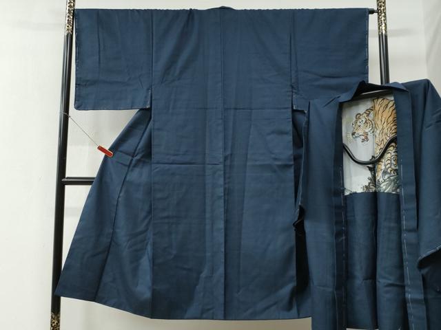 ■■■　サイズ　■■■ 【着物】 身丈 136cm（肩から） 裄丈 67cm 袖丈 48cm　縫込み 3cm 袖幅 34cm 前幅 25.5cm 後幅 30.5cm 着物縫いこみ 内揚げ 4.5cm 裄 お袖側 約1cm　身頃側 約2cm ...