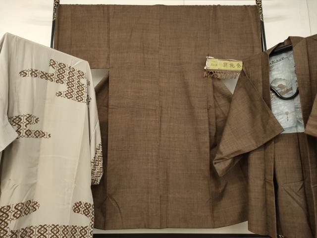 ■■■　サイズ　■■■ 【着物】 身丈 145cm（肩から） 裄丈 71cm 袖丈 49cm　縫込み 3cm 袖幅 36cm 前幅 25.5cm 後幅 32cm 着物縫いこみ 内揚げ 3.5cm 裄 お袖側 約2cm　身頃側 約3cm 【羽...