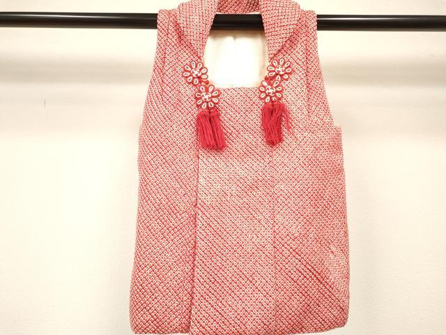 ■■■　サイズ　■■■ 【被布】 身丈 52cm（肩から） 裄丈 13.5cm（肩上げ　3cm） ■■■　商品詳細　■■■ 被布【正絹】 状態は特に目立ったシミ汚れなどもなく大変良い状態です。 大変上質な逸品になります。 お安く出品致します...