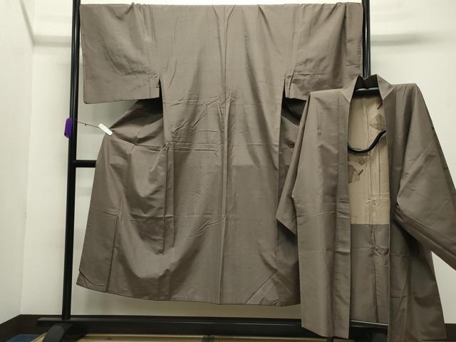 ■■■　サイズ　■■■ 【着物】 身丈 146.5cm（肩から） 裄丈 72.5cm 袖丈 49.5cm　縫込み 4.5cm 袖幅 38cm 前幅 25cm 後幅 30cm 着物縫いこみ 内揚げ 4.5cm 裄 お袖側 約2.5cm　身頃側...