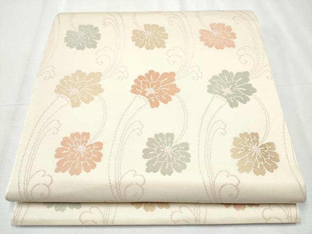 ■■■　サイズ　■■■ 長さ 434cm 幅 31cm程 ■■■　商品詳細　■■■ 【正絹】 状態は1.2回程しか締めておらず 特に目立ったシミ汚れなどもなく大変良い状態です。 大変上質な逸品になります。 お安く出品致しますので、是非この機...
