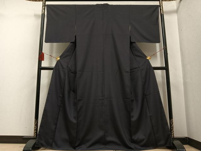 ■■■　サイズ　■■■ 身丈 165.5cm（肩から） 裄丈 66cm 袖丈 48cm　縫込み 4cm 袖幅 34cm 前幅 24.5cm 後幅 30cm 着物縫いこみ 内揚げ 0cm 裄 お袖側 約0cm　身頃側 約2cm ■■■　商品詳...