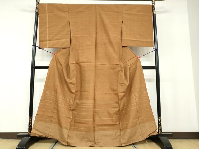 ■■■　サイズ　■■■ 反幅　36cm　　　八掛なし ※ご自身でお好みのサイズに仕立ててお召になっていただけます。 ■■■　商品詳細　■■■ 【正絹・未使用】 状態は特に目立ったシミ汚れなどもなく大変良い状態です。 大変上質な逸品になります...