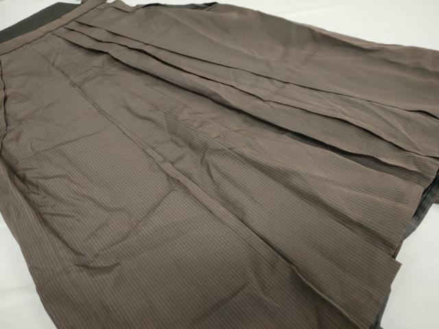 ■■■　サイズ　■■■ 紐下丈　約80cm ■■■　商品詳細　■■■ 【正絹】 状態は接写画像のように三のひだに糸解けがございますが その他特に目立ったシミ汚れなどもなく大変良い状態です。 大変上質な逸品になります。 お安く出品致しますので...