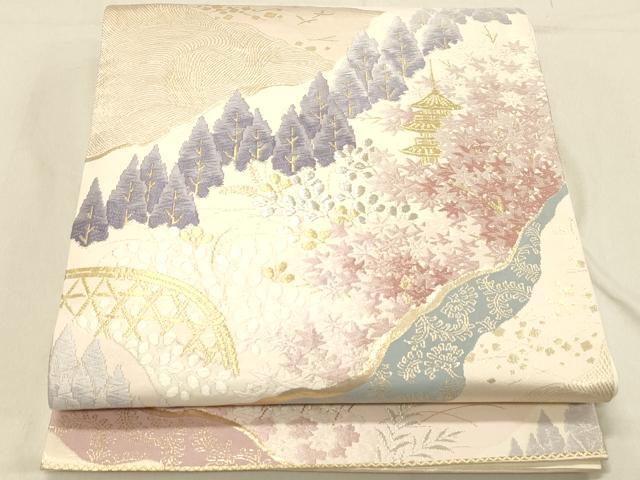 ■■■　サイズ　■■■ 長さ 428cm 幅 30cm程 ■■■　商品詳細　■■■ 【正絹】 詳細に関しましては、画像をご確認ください。 大変上質な逸品になります。 お安く出品致しますので、是非この機会にいかがでしょうか？ ※汚れ等に関しま...