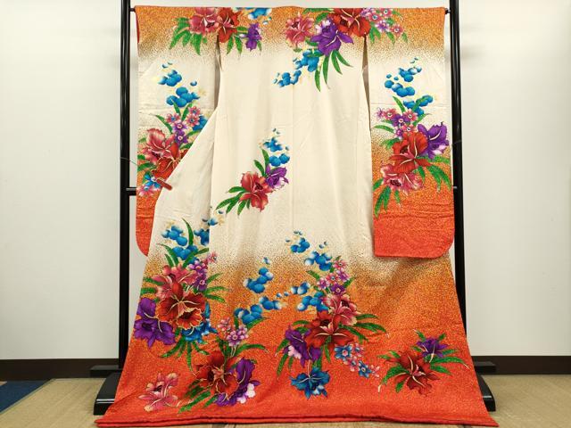 ■■■　サイズ　■■■ 身丈 178.5cm（肩から） 裄丈 64.5cm 袖丈 105cm　縫込み 5.5cm 袖幅 32.5cm 前幅 24.5cm 後幅 30cm 着物縫いこみ 内揚げ 0cm 裄 お袖側 約2cm　身頃側 約1.5c...