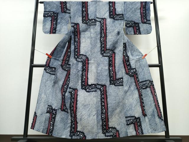 ■■■　サイズ　■■■ 身丈 157cm（肩から） 裄丈 64.5cm 袖丈 43cm　縫込み 0cm 袖幅 33.5cm 前幅 26cm 後幅 31.5cm 着物縫いこみ 内揚げ 0cm 裄 お袖側 約0cm　身頃側 約0cm ■■■　商...