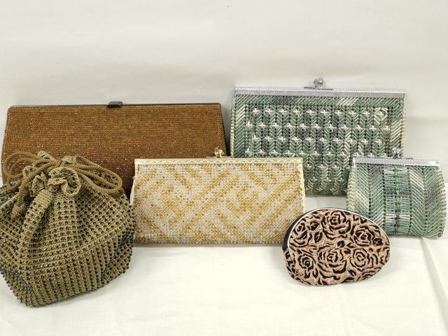 ■■■　商品詳細　■■■ ※こちらのお品はまとめての出品となりますので、 汚れ・サイズ等の詳細は記載しておりません。 ご理解の上でのご入札をお願い致します。 大変上質な逸品になります。 お安く出品致しますので、是非この機会にいかがでしょうか...